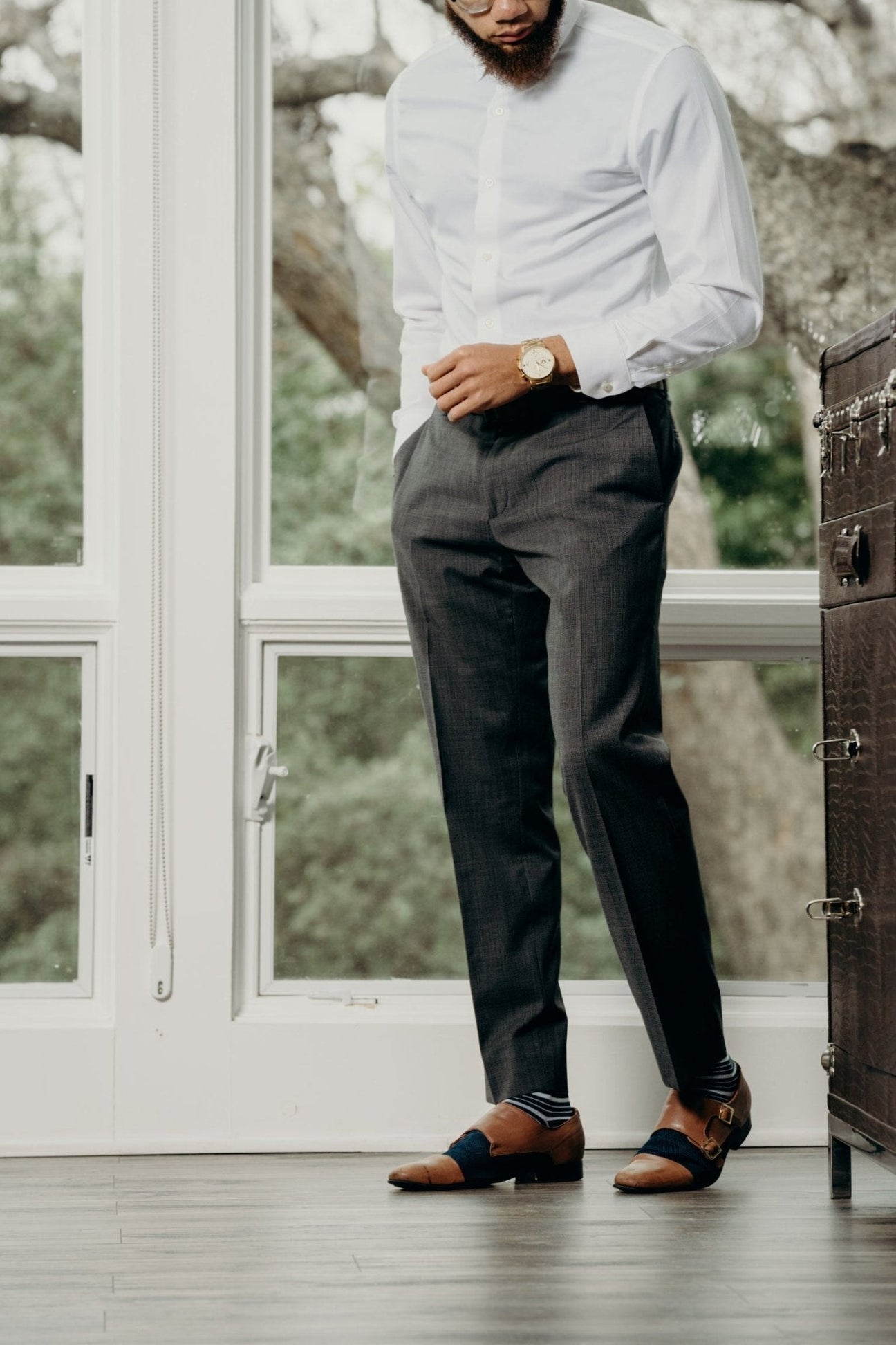 11 Men's Wardrobe Essentials: Closet Essentials for Men – Southern ...
